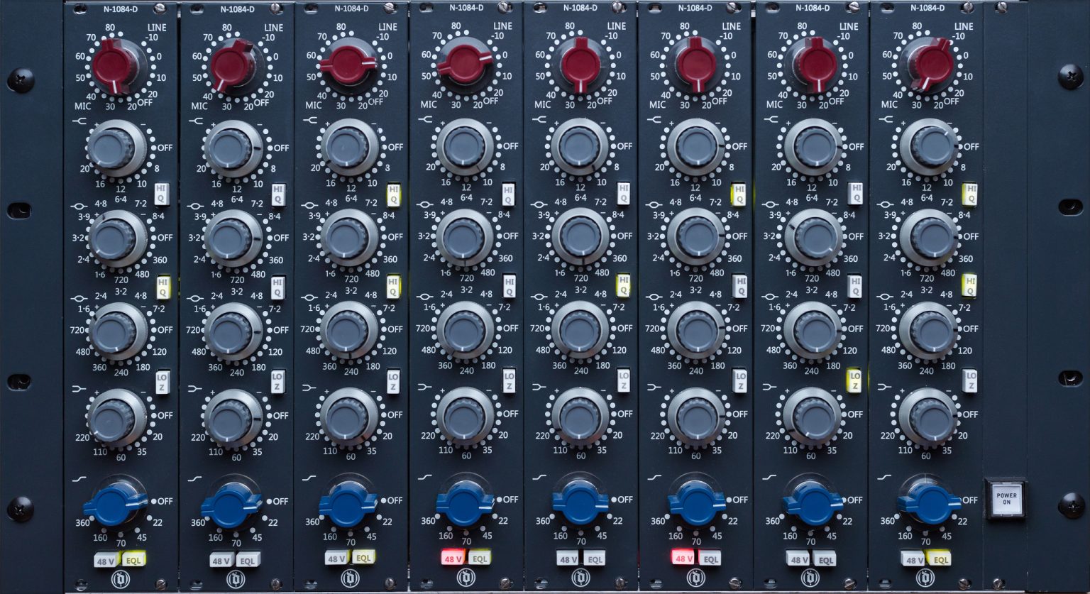 Geluidsbeeld aanpassen met een equalizer - treble, bass, balance